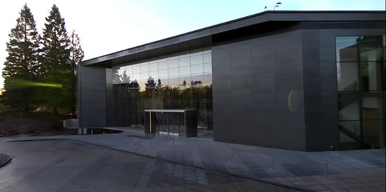 HP opens its new headquarters lobby and Executive Briefing Center ...