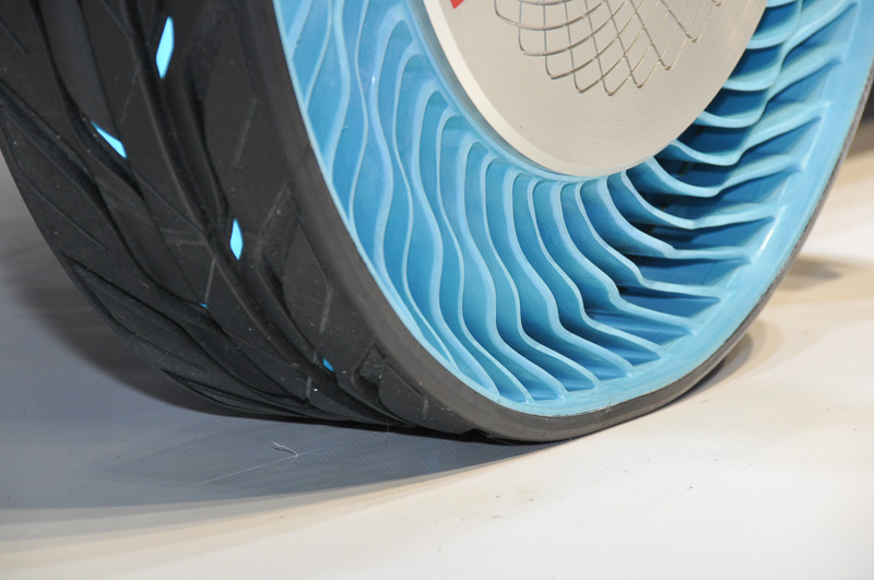Bridgestone second generation Air Free Concept Tire features improved ...