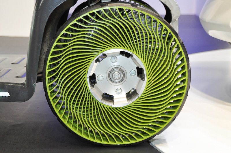 Bridgestone second generation Air Free Concept Tire features improved ...